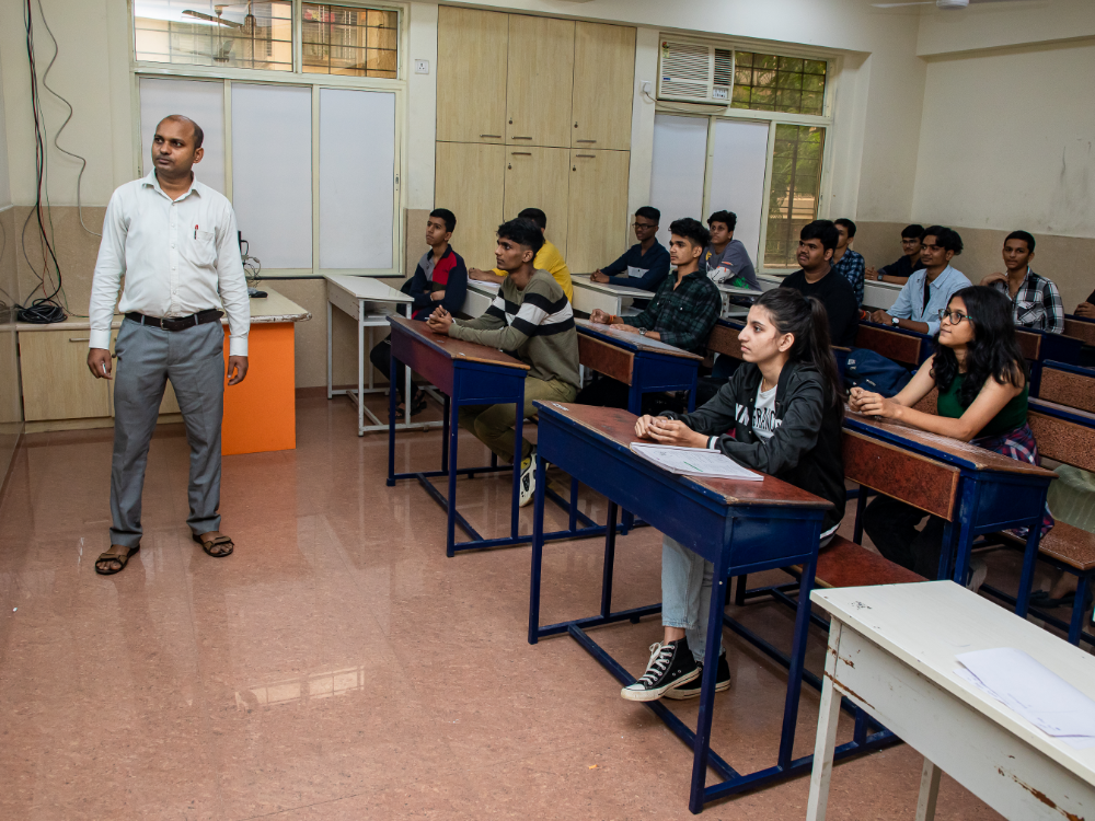 Career – Thakur College