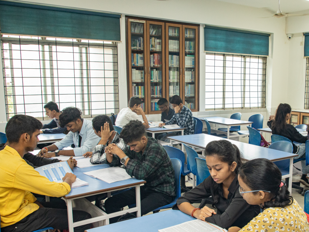 Career – Thakur College